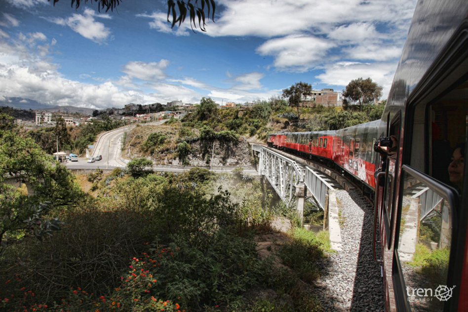 Circuit EL CRUCERO du train EL CRUCEIRO DE QUITO A GUAYAQUIL ...